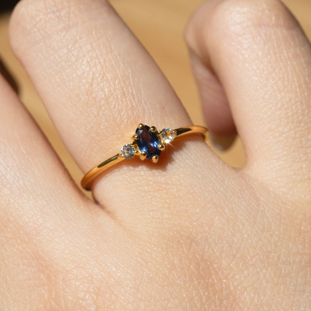 Zaniah Sapphire Ring – Gold & Silver | Mellow