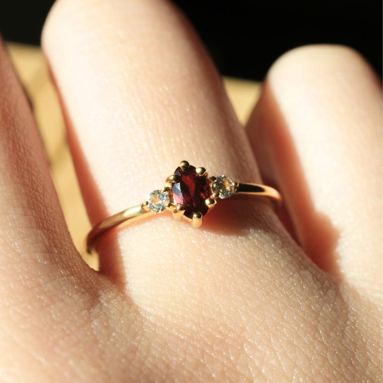 Zaniah Sapphire Ring – Gold & Silver | Mellow