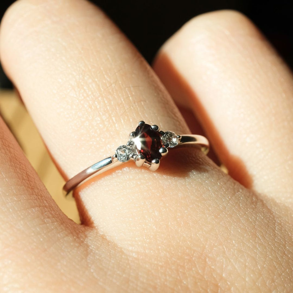 Zaniah Sapphire Ring – Gold & Silver | Mellow