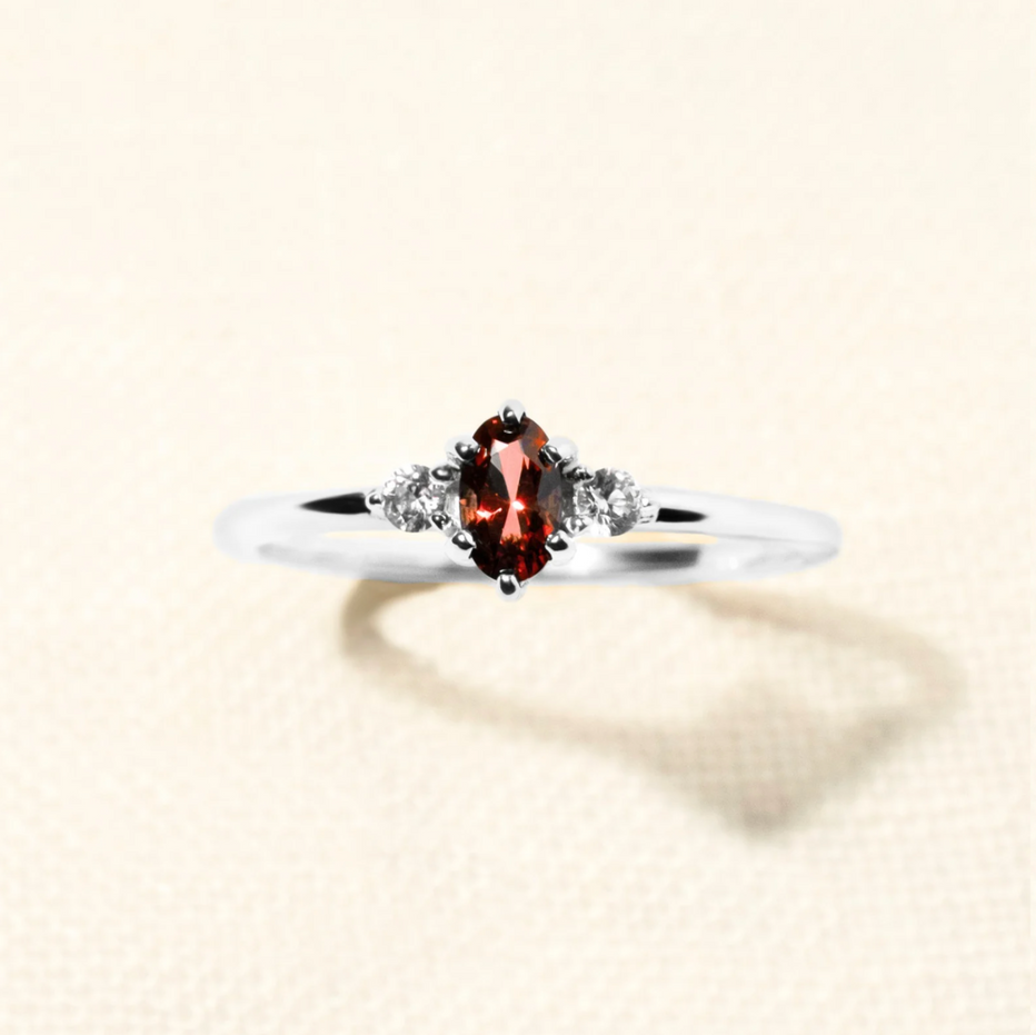 Zaniah Sapphire Ring – Gold & Silver | Mellow